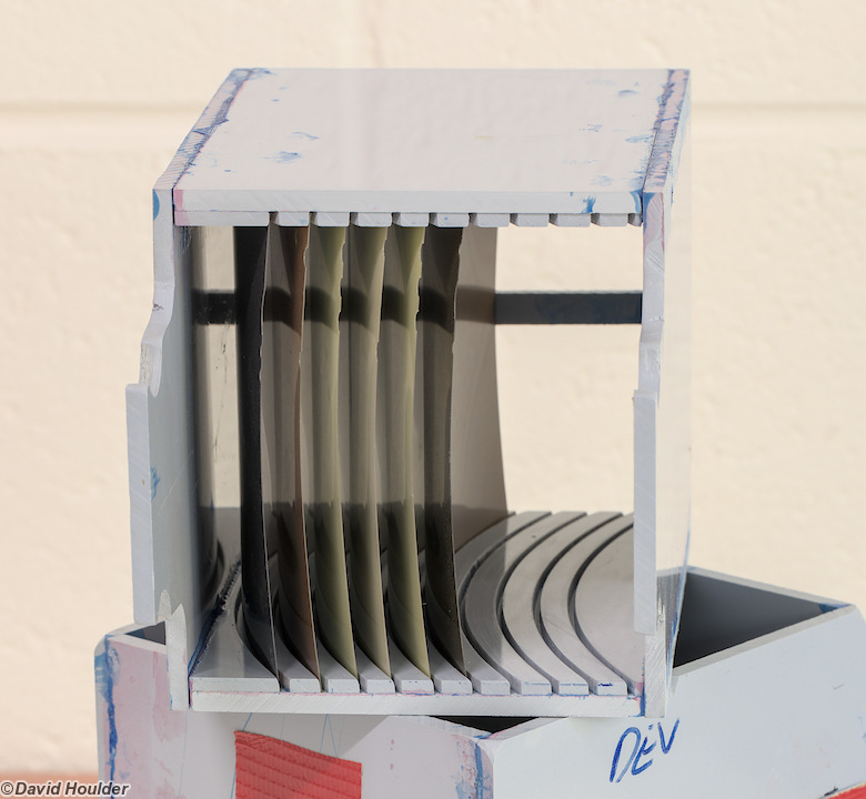 Make your own 4x5 developing tanks [davidhoulder.com]